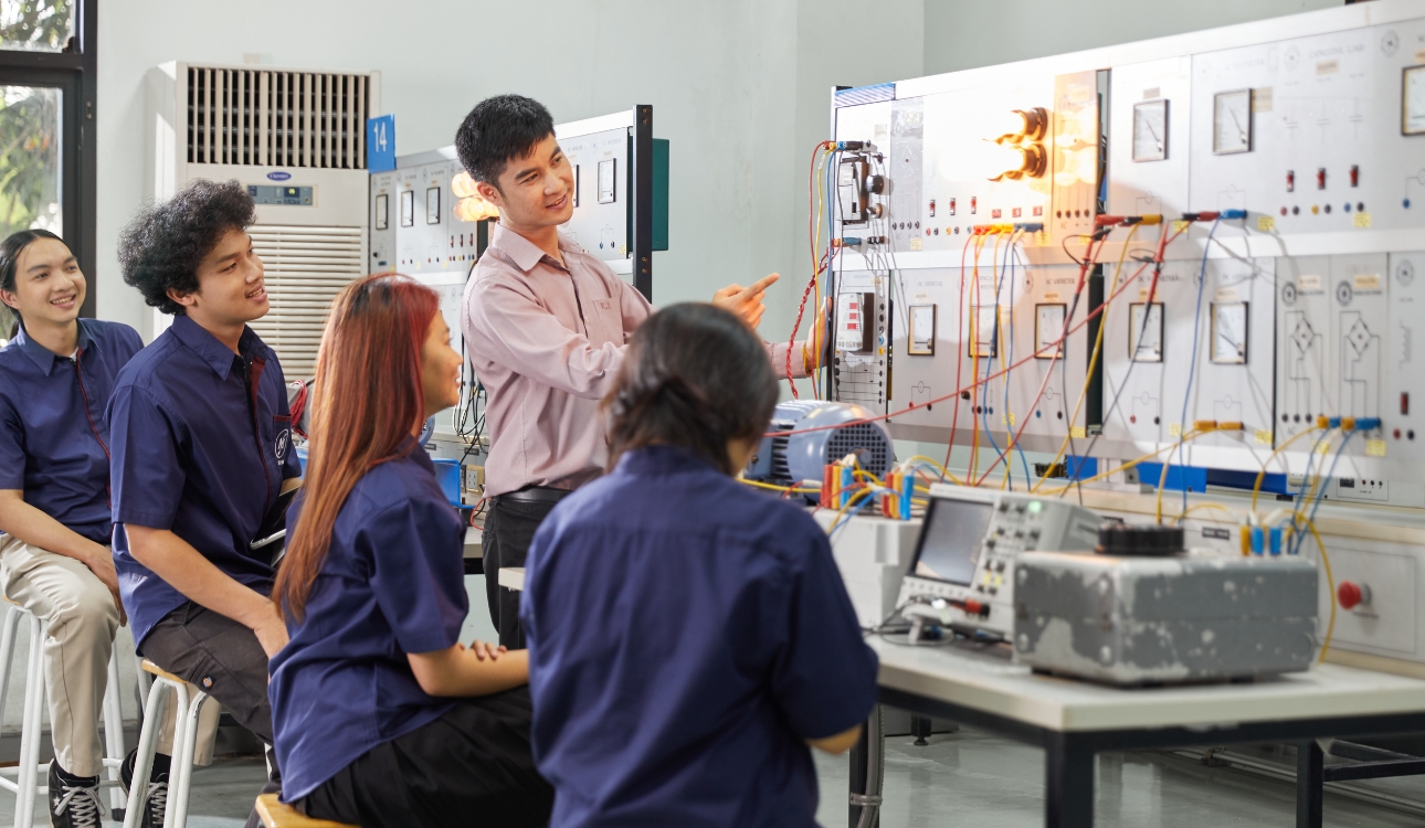 MUTIC - Mahanakorn University of Technology International College